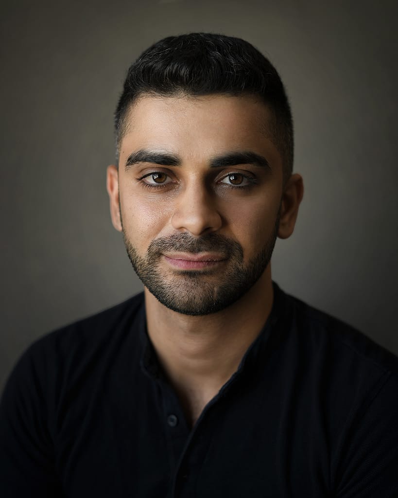 Professional Headshots in Dubai: Elevate Your Persona