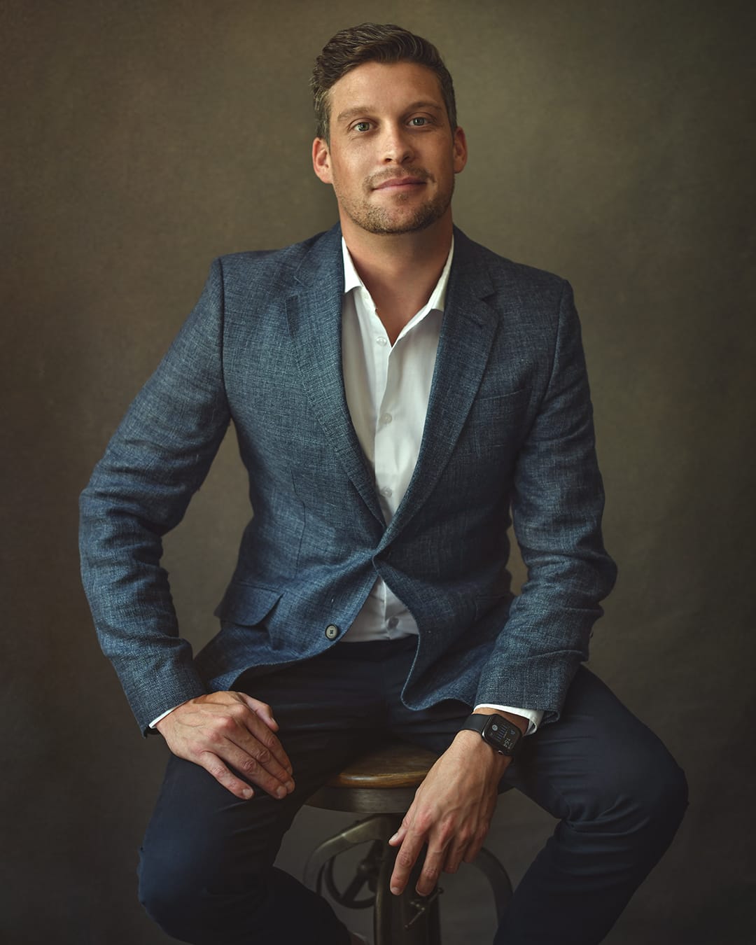 Dubai Portrait Photographer for Professionals – Premium Portraits